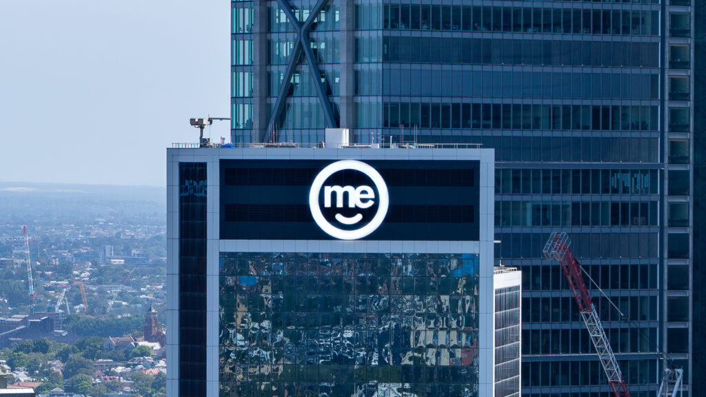 The Proven Benefits of Using a Sky Sign | SignManager